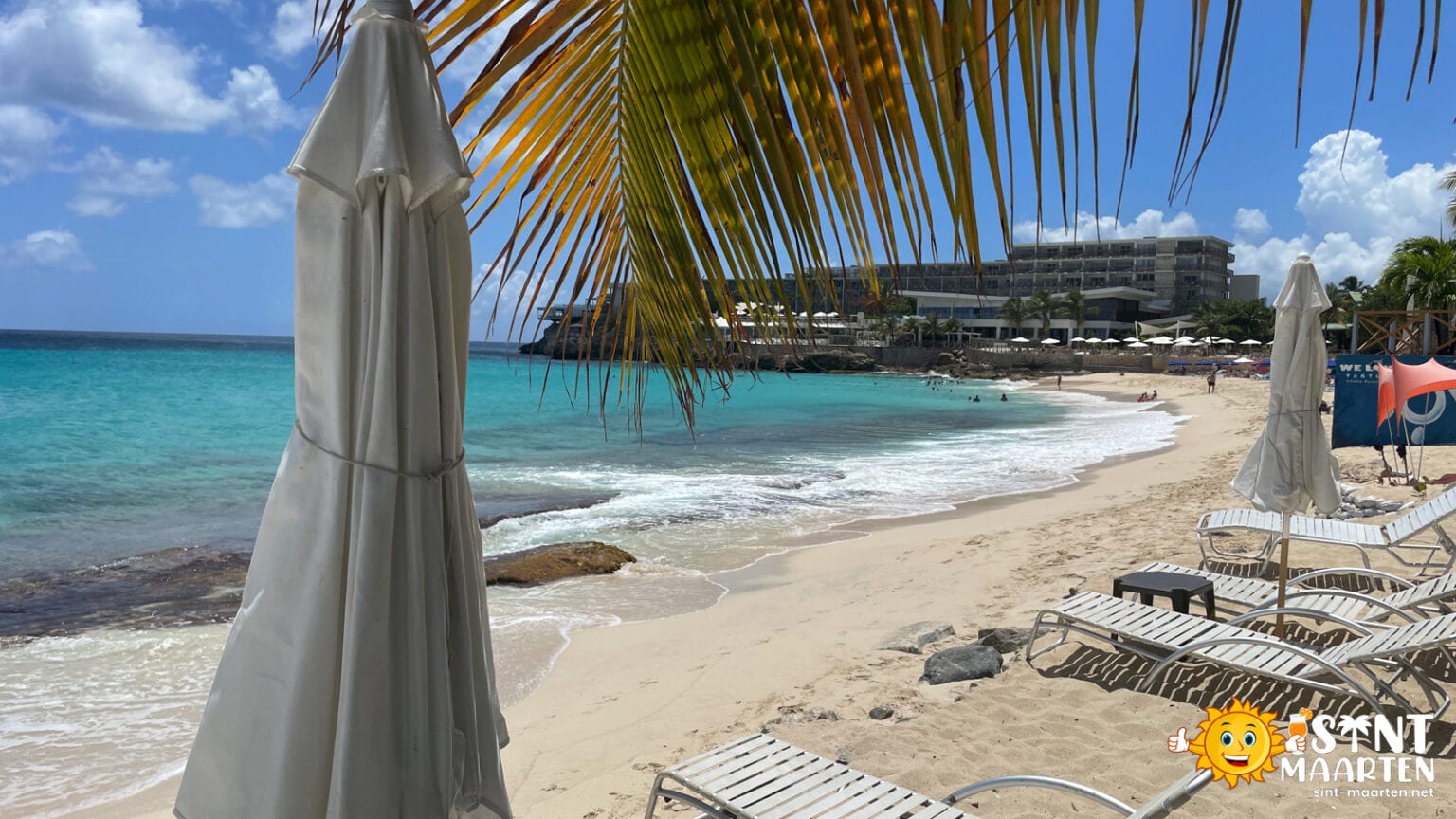 Sint Maarten Maho Beach Travel Guide